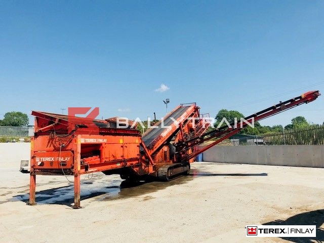 Finlay 693 Supertrak Screener, 2008 Year with 8990 hours on meter