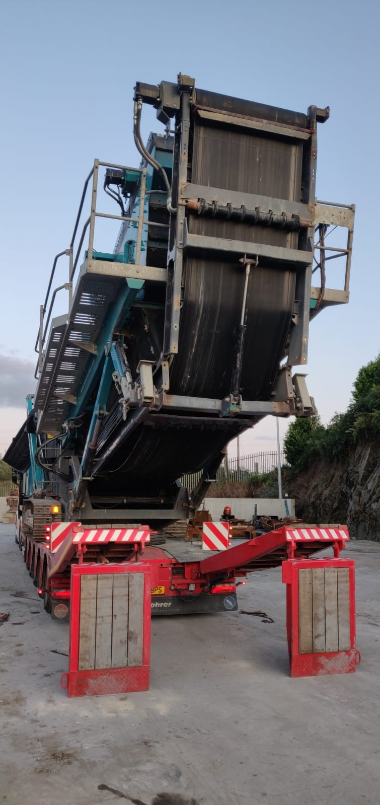 Powerscreen Chieftain 2100x Sold to Europe, Used powerscreen for sale