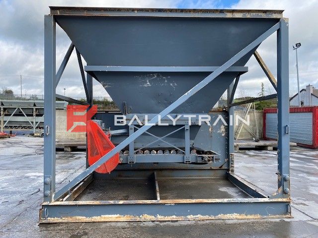 Single Feed Aggregate Hopper for sale, used feed hopper for sale, hopper
