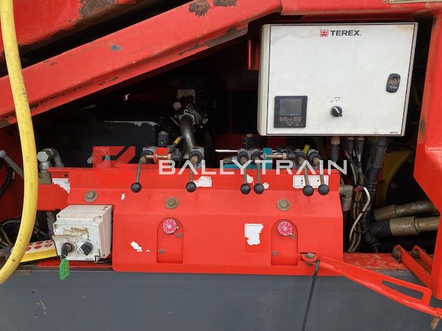 Terex Finlay 694+ Supertrak 3 Deck Washing Screen for sale, 694+