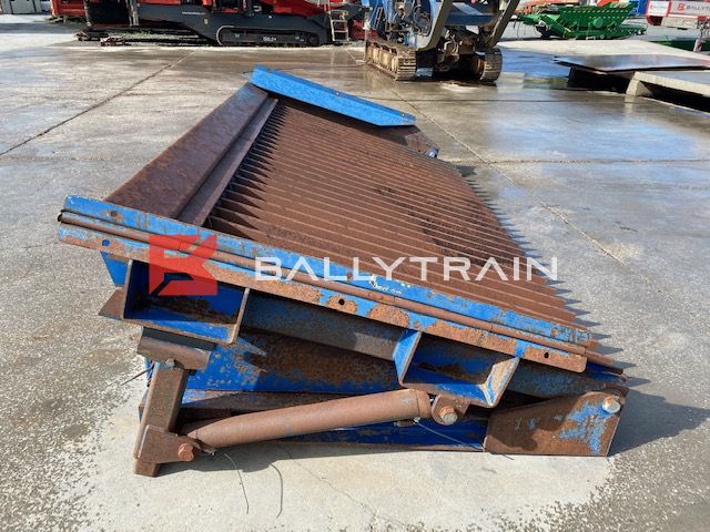 Fintec 542 Hydraulic Tipping Grid for sale, Tipping grid for screen