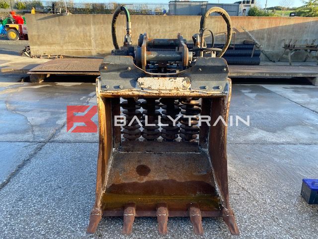 Dromone V23 Screening Bucket for sale, used screening bucket