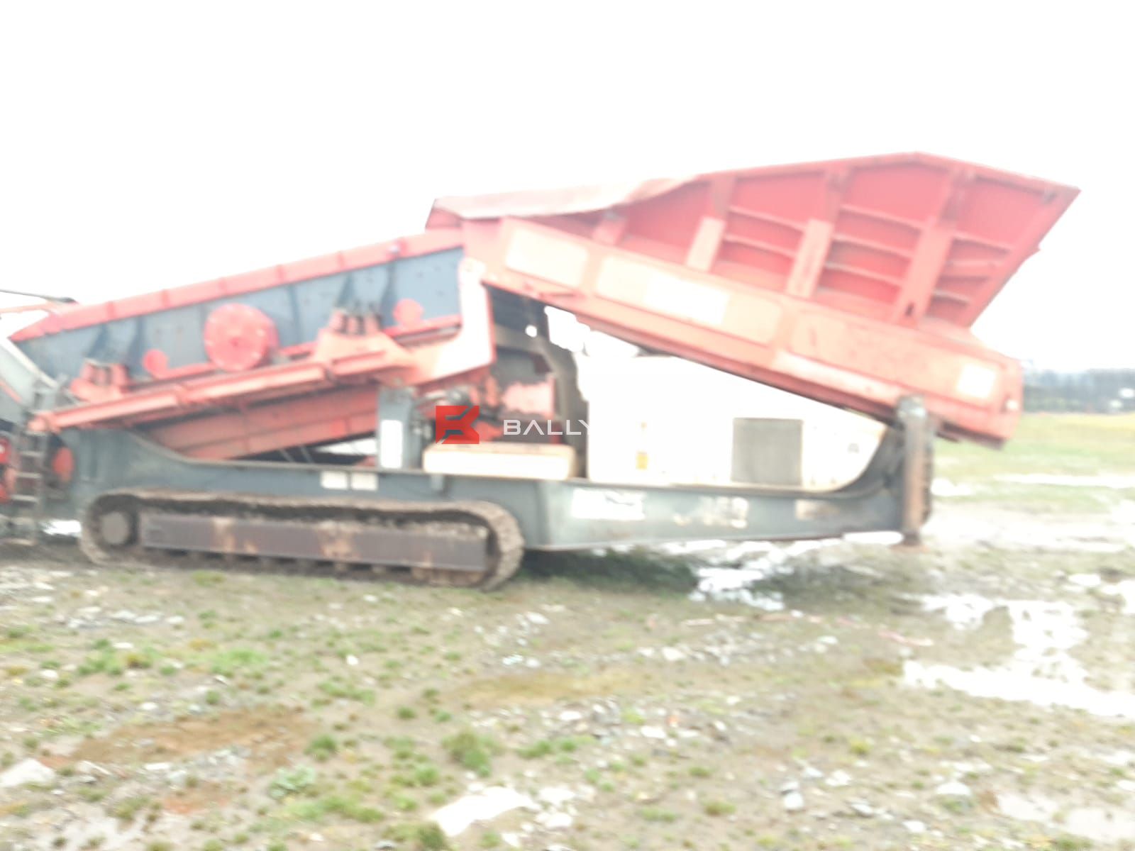 Sandvik QE440 Spaleck Scalping Screen for sale, used scalper