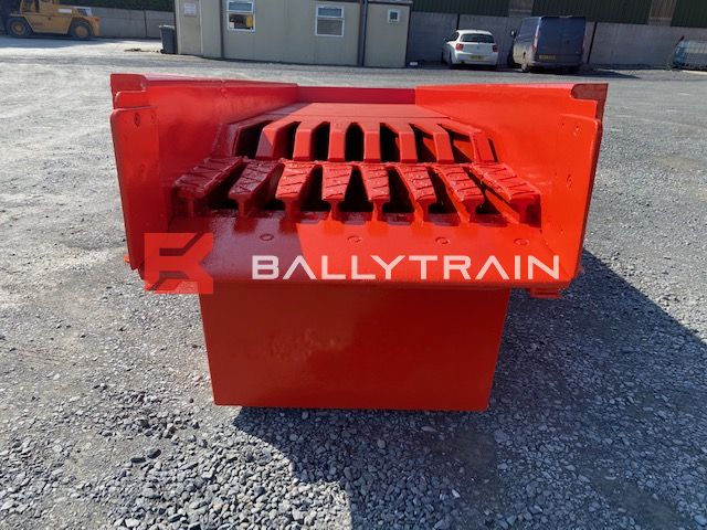 Sandvik QJ341 Grizzly Feeder for sale, used vibrating feeder